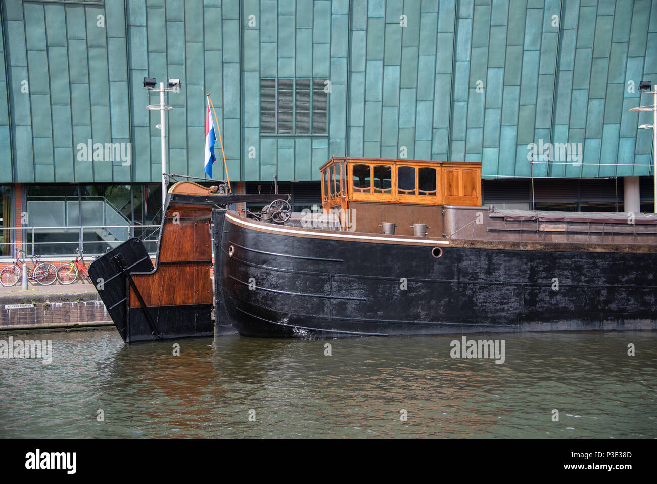 Barge rudder hi-res stock photography and images - Alamy
