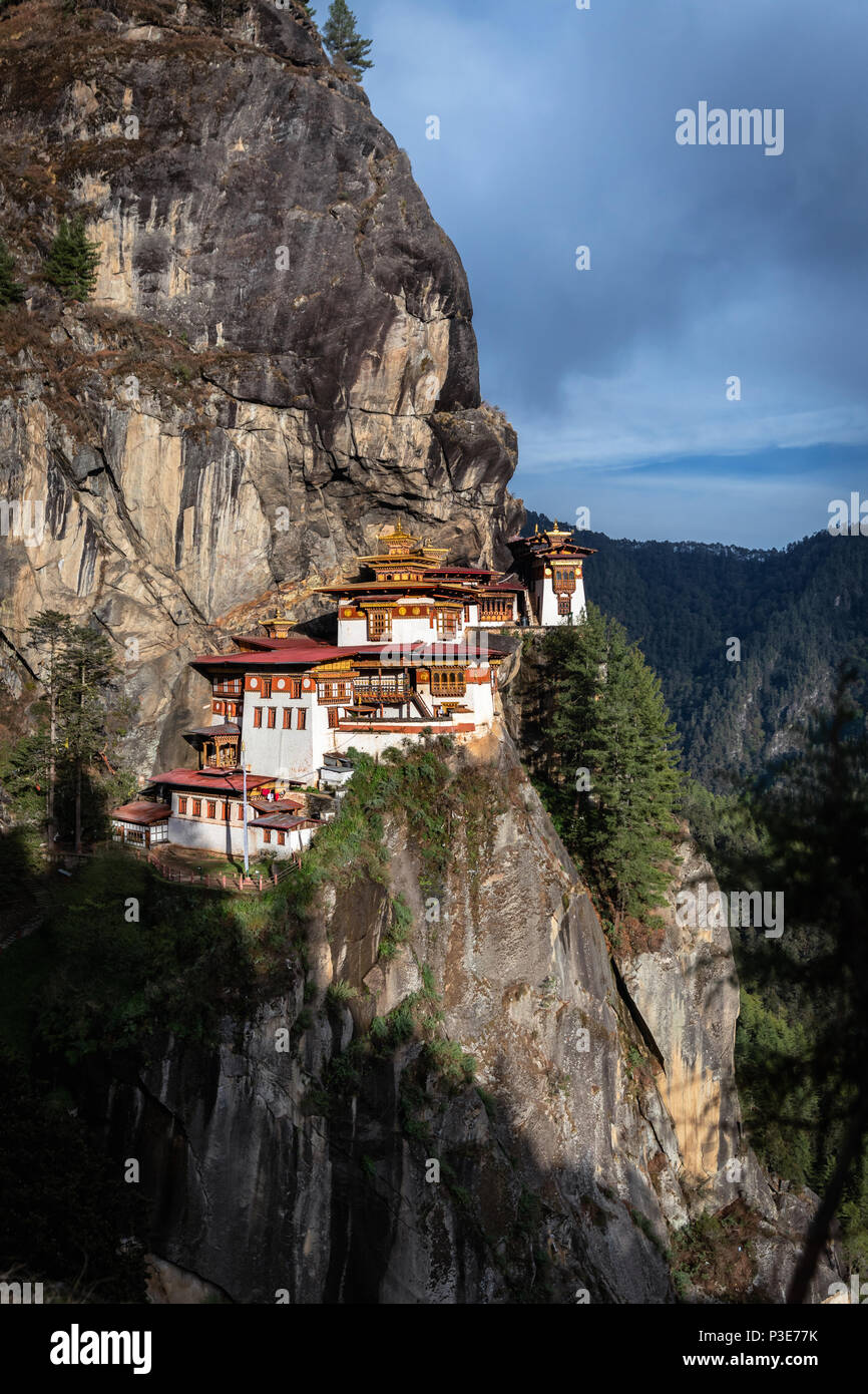 The majestic Tiger's Nest monastery hanging on the cliff side of ...