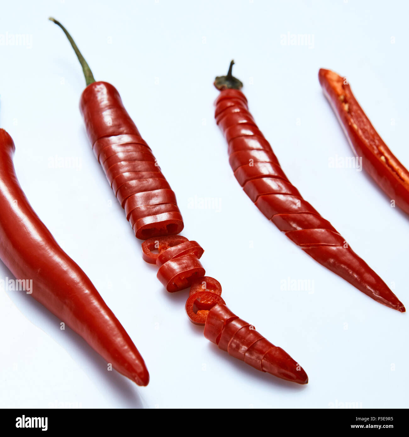 Sliced red chillies hi-res stock photography and images - Alamy