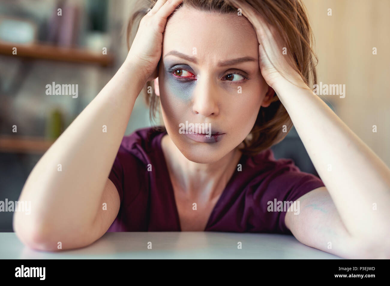 Split lip hi-res stock photography and images - Alamy