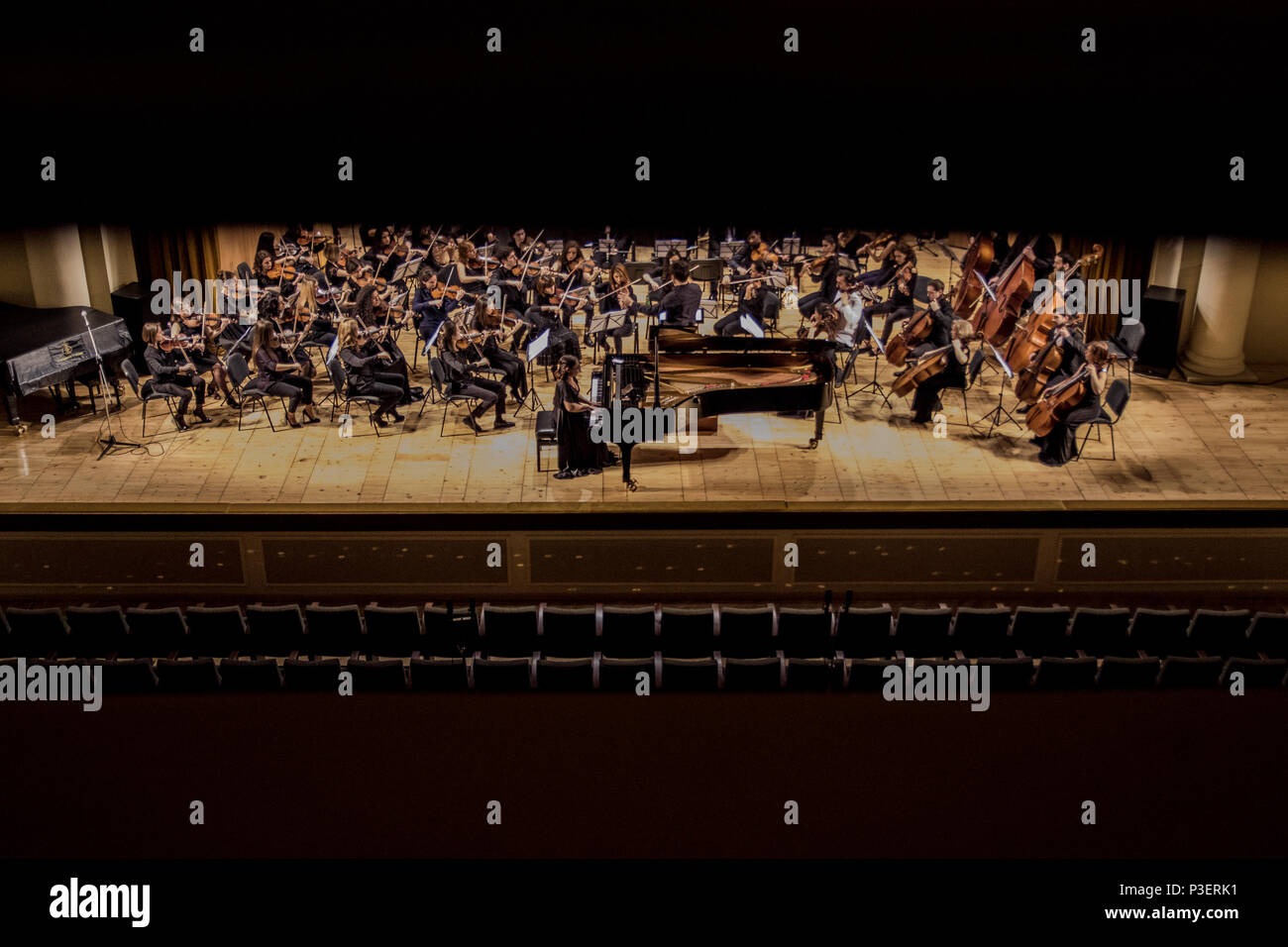 Concert classic music theatre hi-res stock photography and images - Alamy