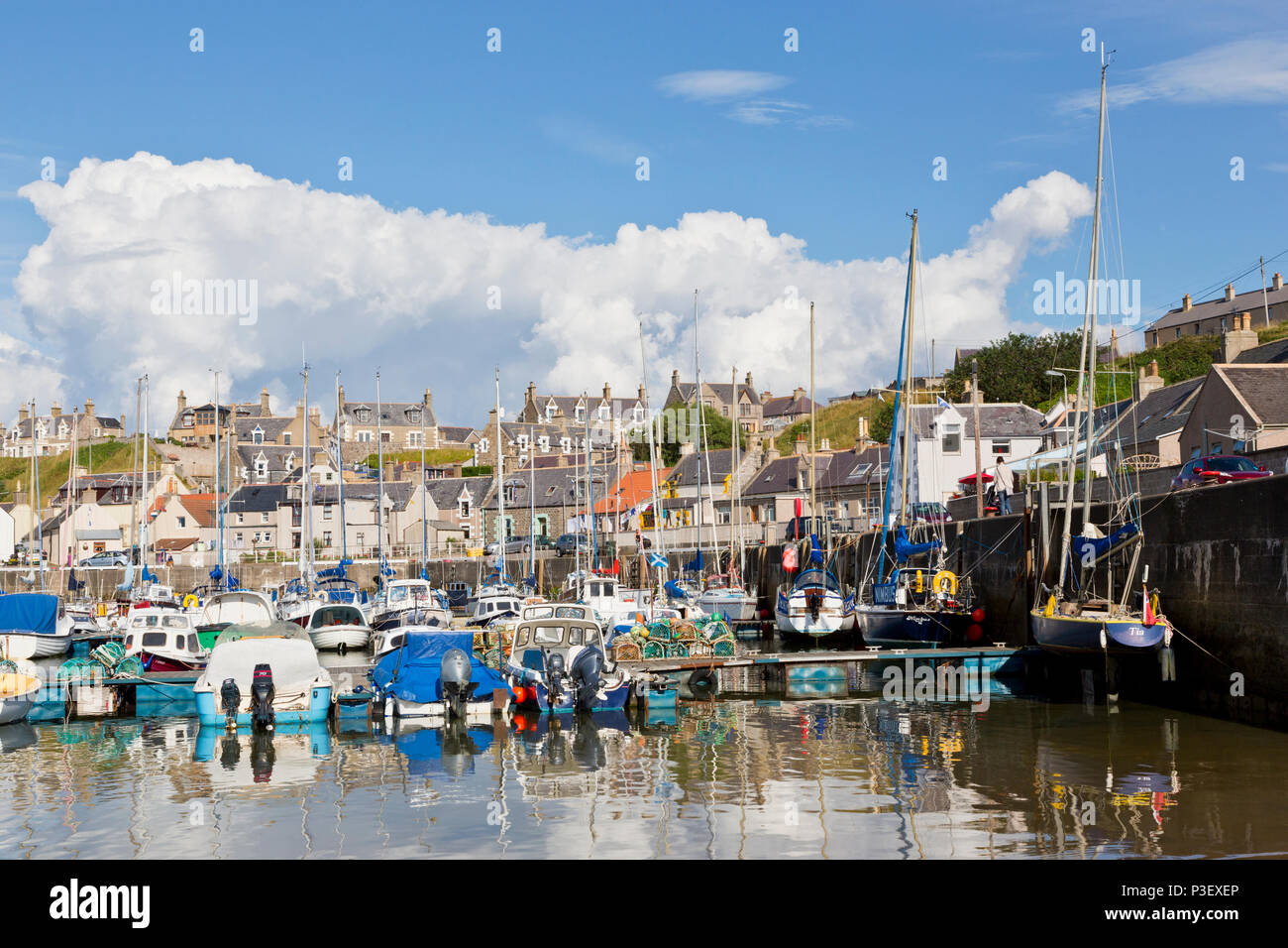 Fishing village findochty at the moray firth hi-res stock photography ...