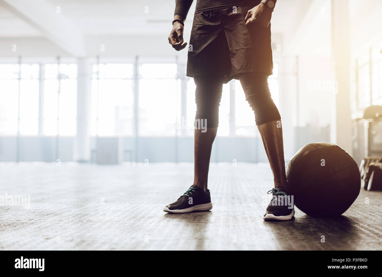 Lower half of body hi-res stock photography and images - Alamy