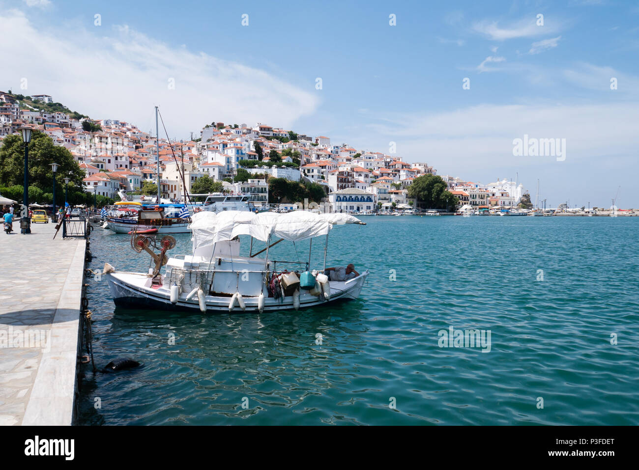 Yacht sailing in the greek islands Stock Photo - Alamy