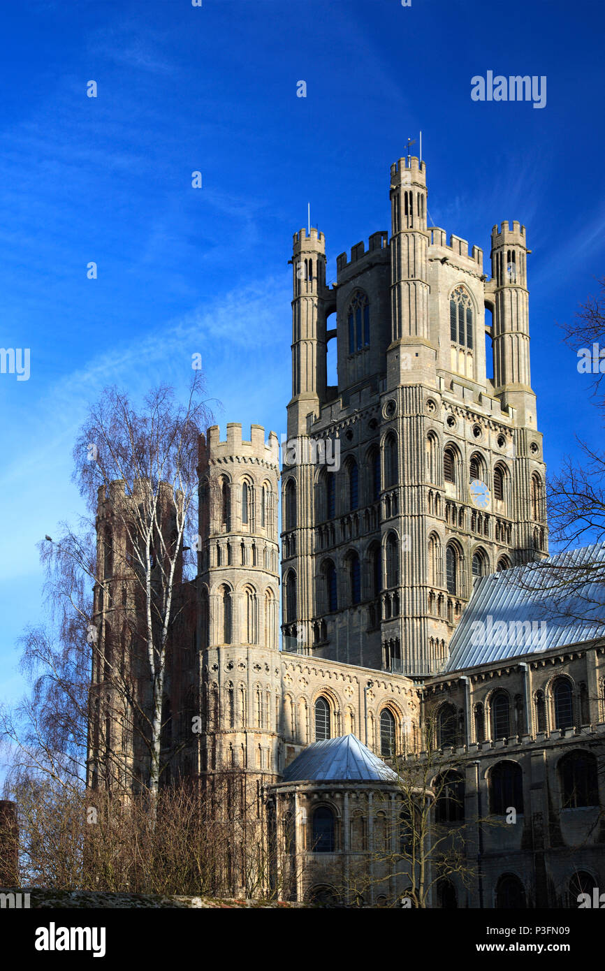 Spring Colours, Ely Cathedral, Ely City, Cambridgeshire, England, UK ...
