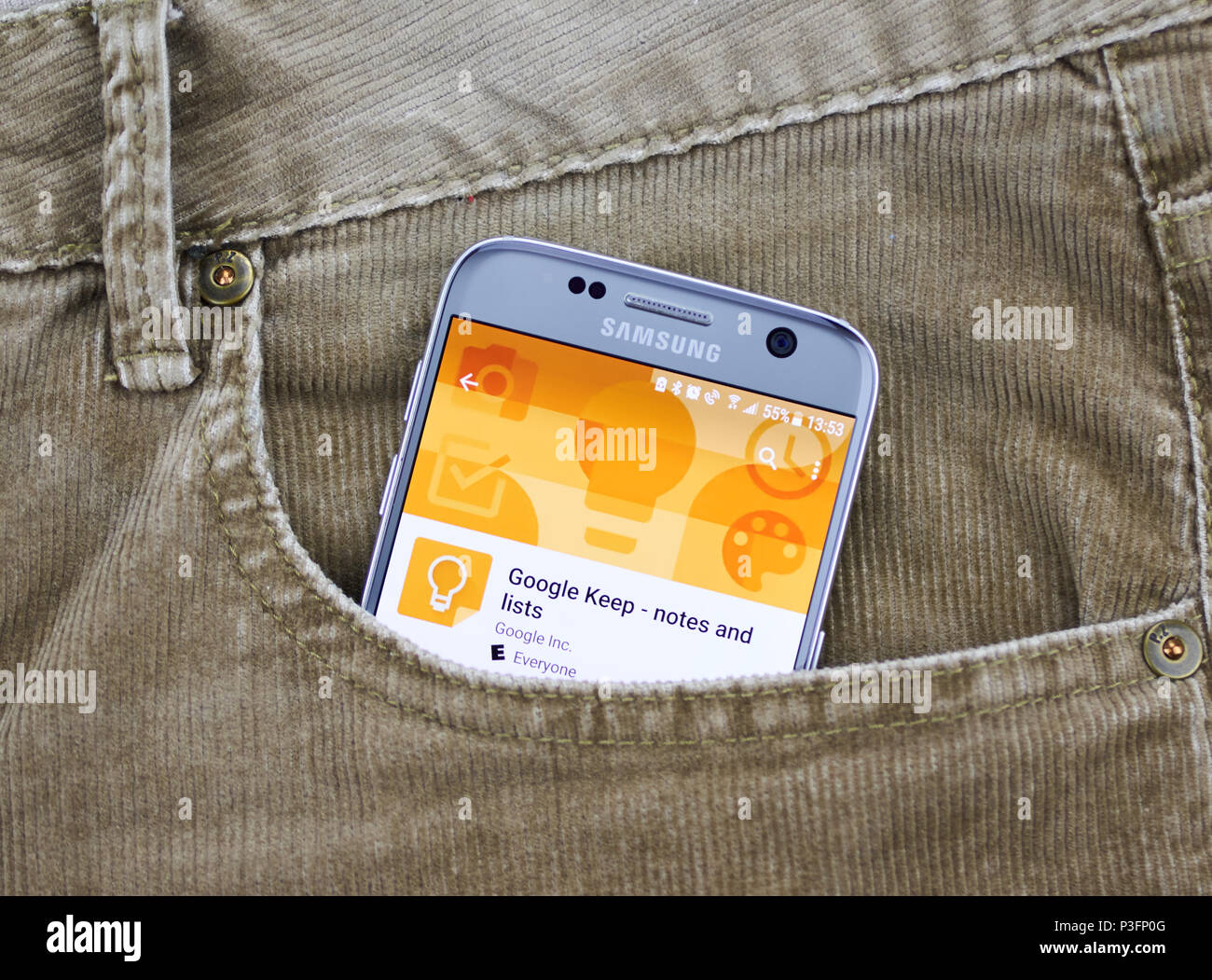 Digital note taking hi-res stock photography and images - Alamy