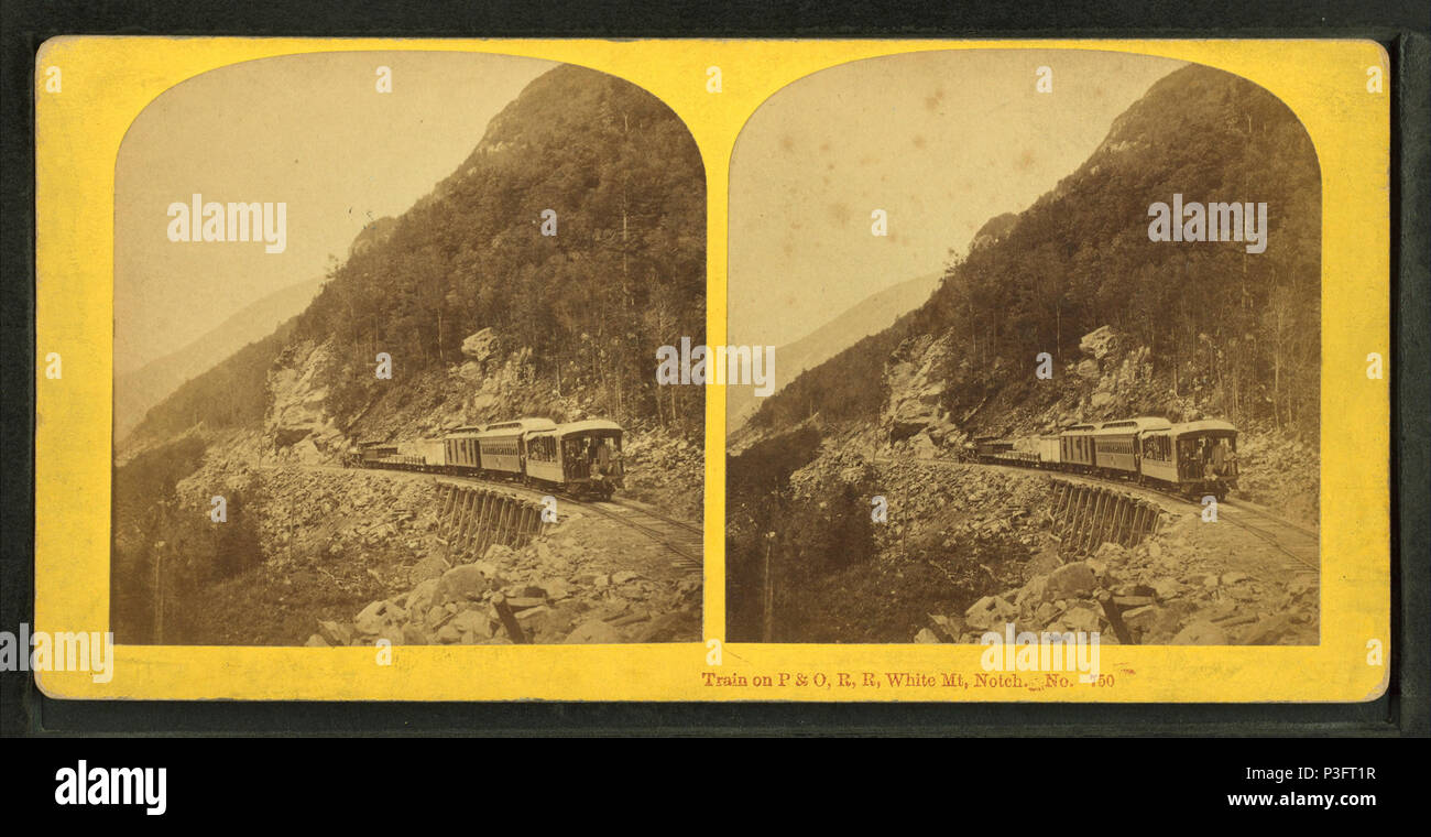 Train on o r r white mt hi-res stock photography and images - Alamy