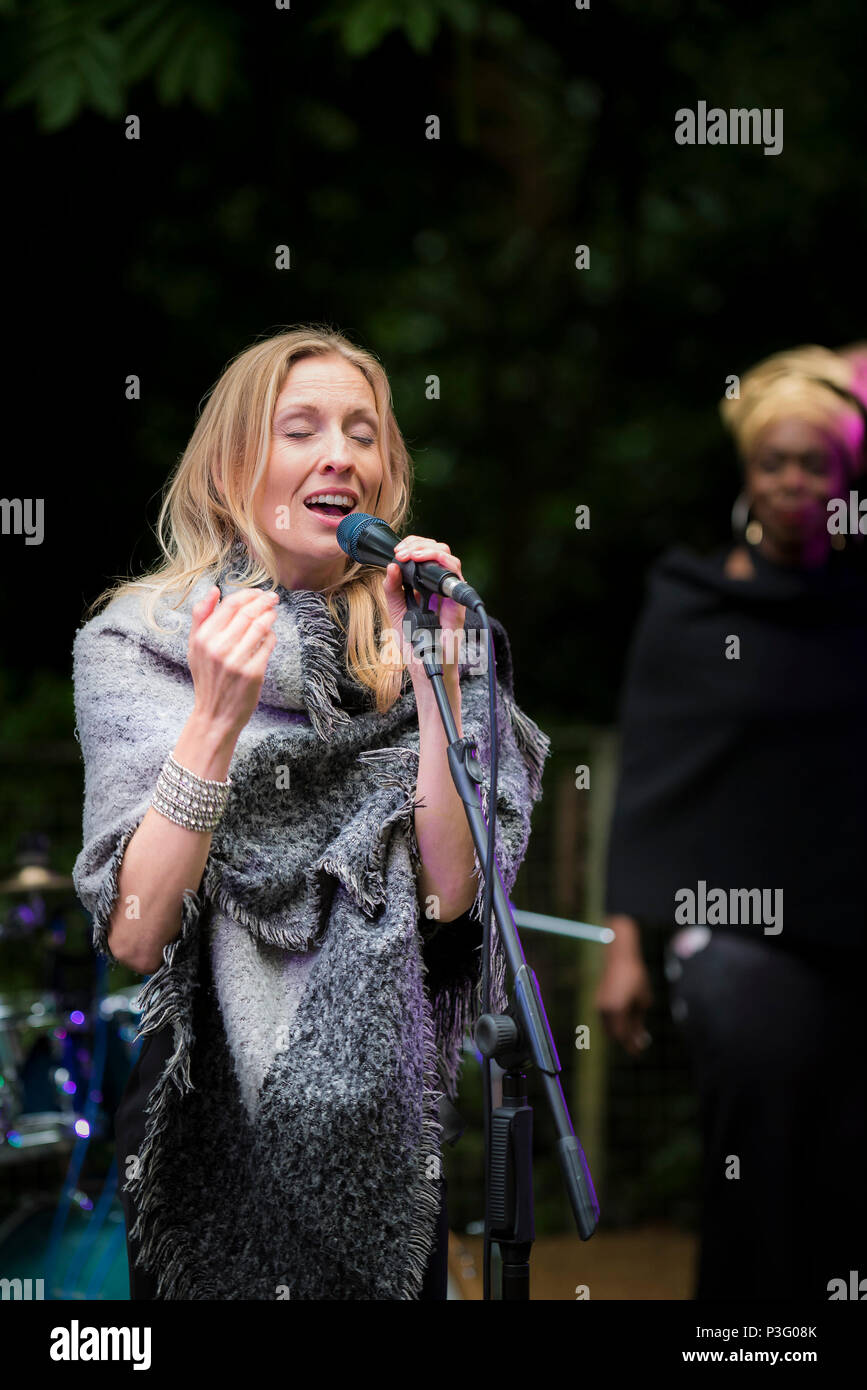 Janice singer hi-res stock photography and images - Alamy