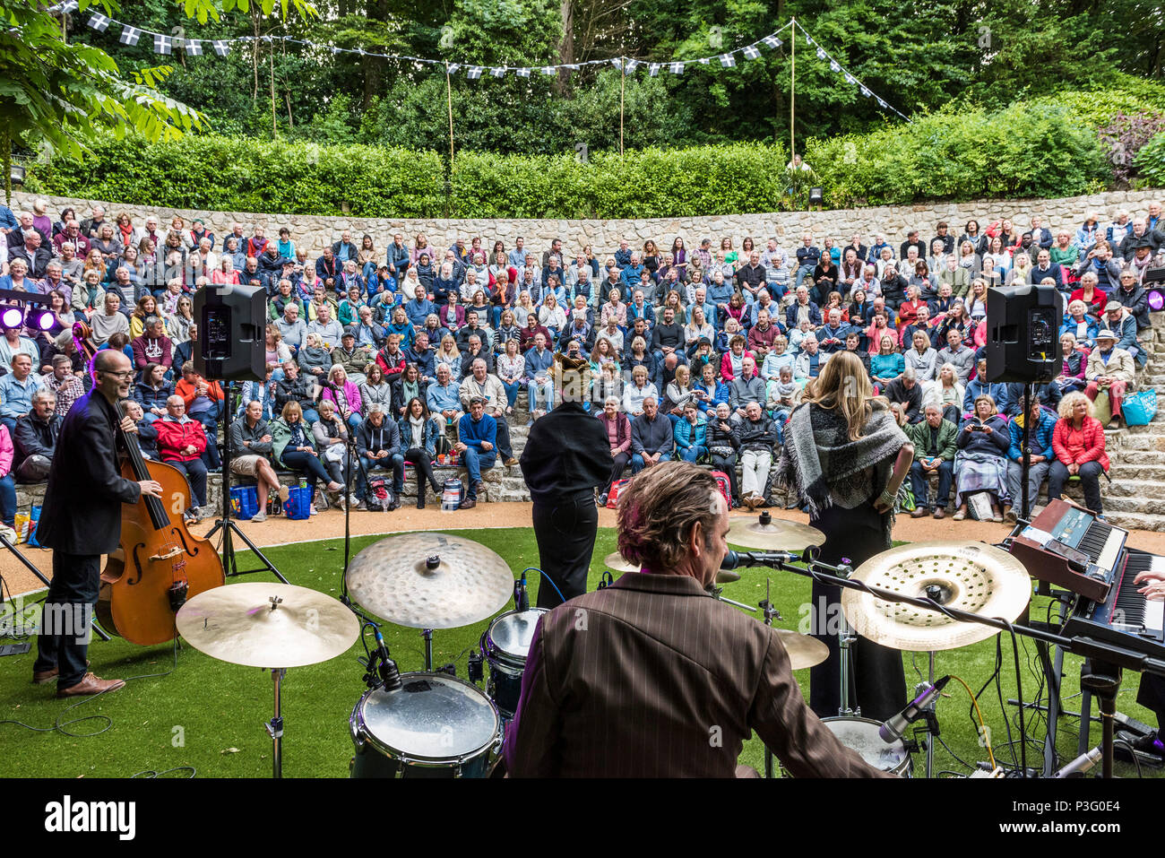 The Grace Notes performing at Trebah Garden amphitheatre in Cornwall ...
