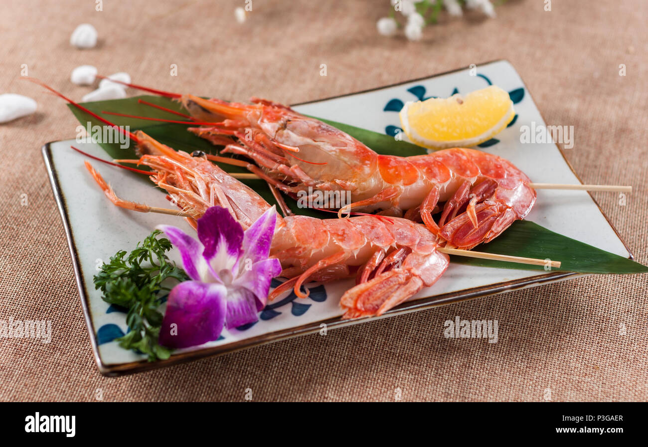 Red royal prawn hi-res stock photography and images - Alamy
