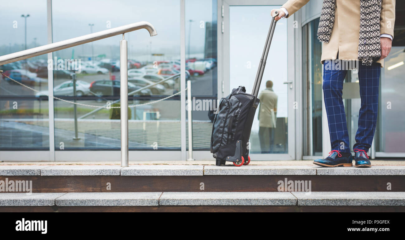 Man walking hotel hi-res stock photography and images - Alamy