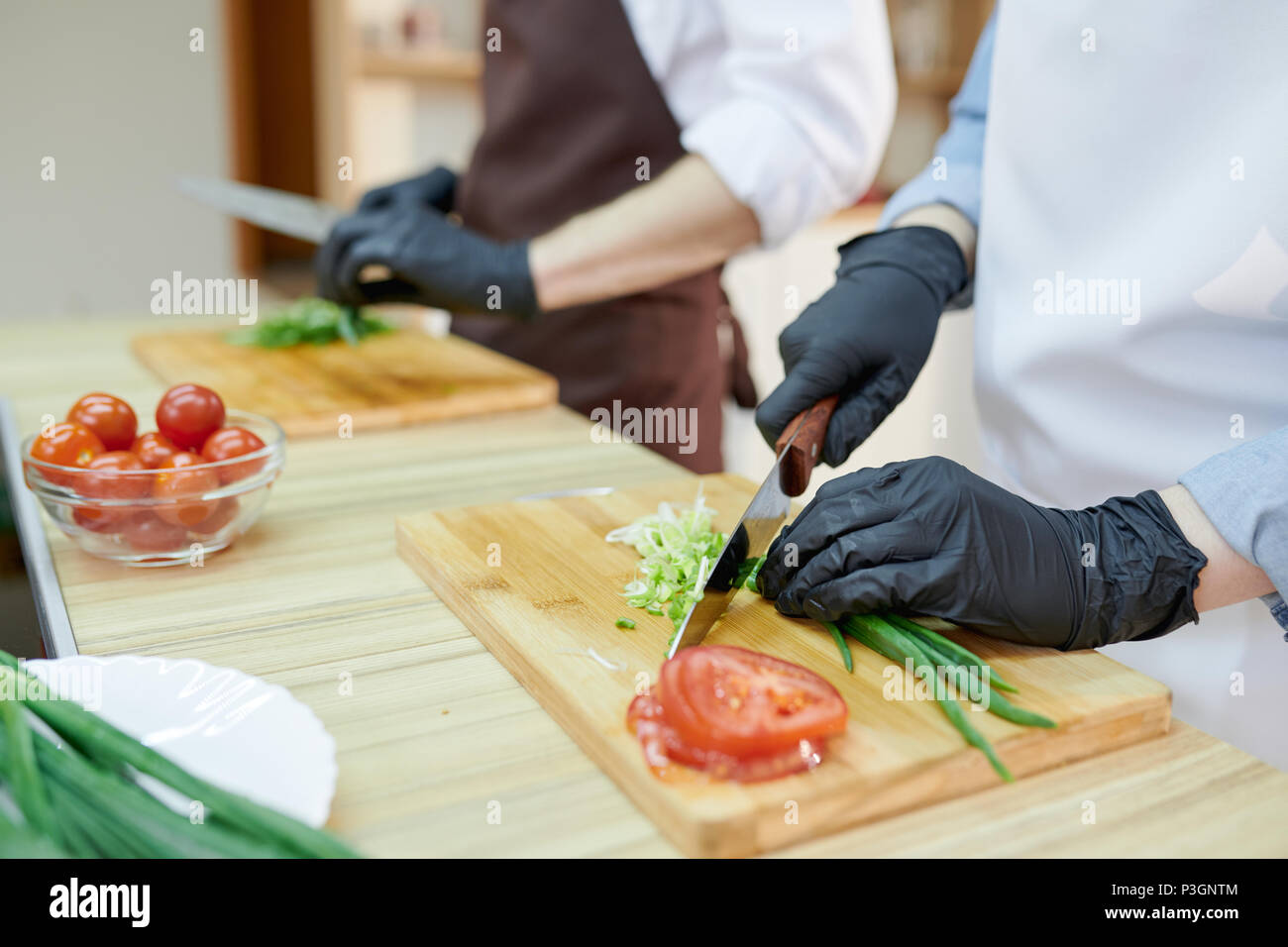 Close up hands female chef hi-res stock photography and images - Alamy