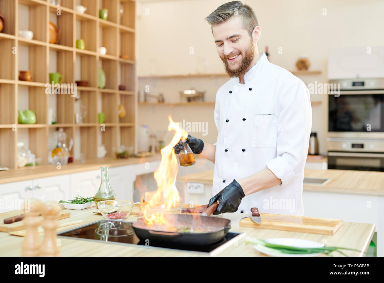 Restaurant flambe table hi-res stock photography and images - Alamy
