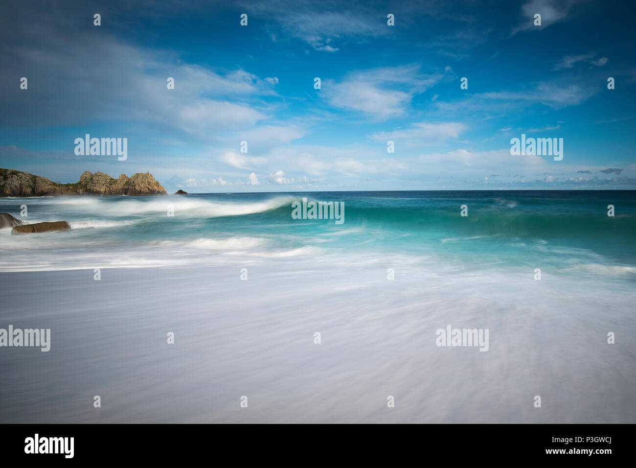 Slow rolling hi-res stock photography and images - Alamy