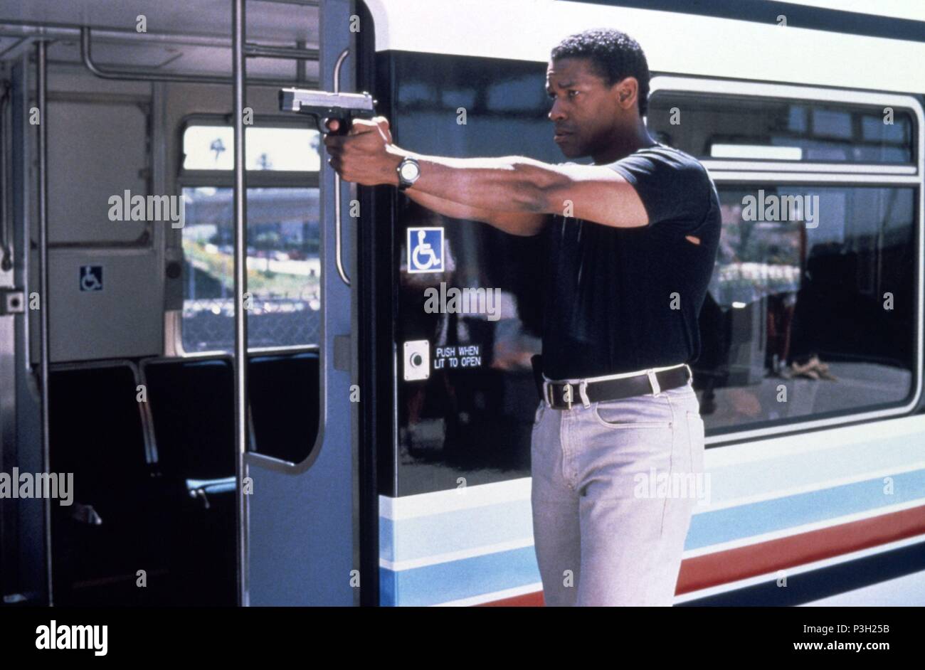 Denzel washington 1995 hi-res stock photography and images - Alamy
