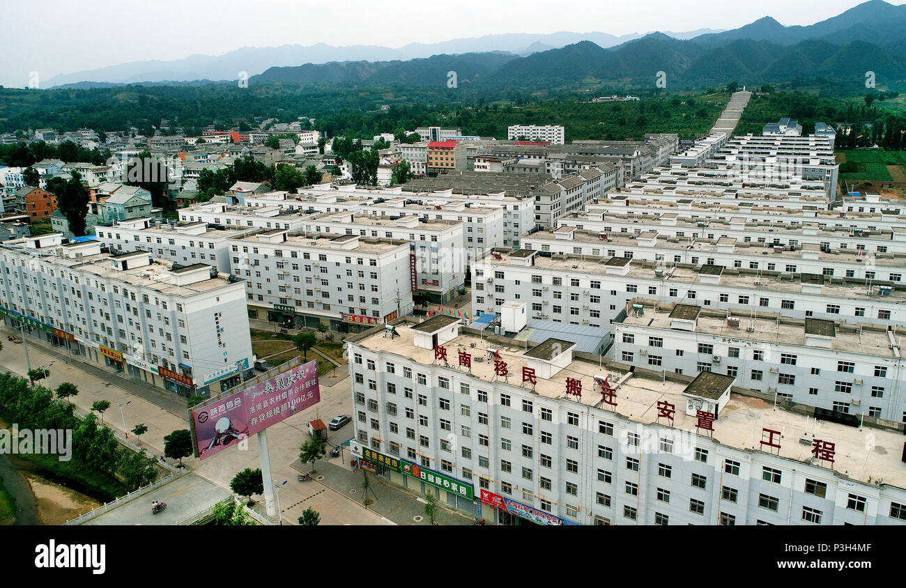 Offering help for households hi-res stock photography and images - Alamy