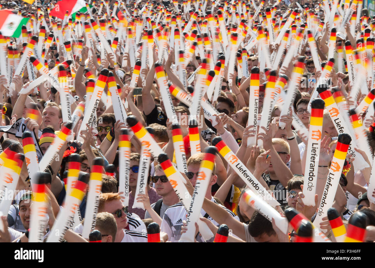 World cup fan zone mexico hi-res stock photography and images - Alamy