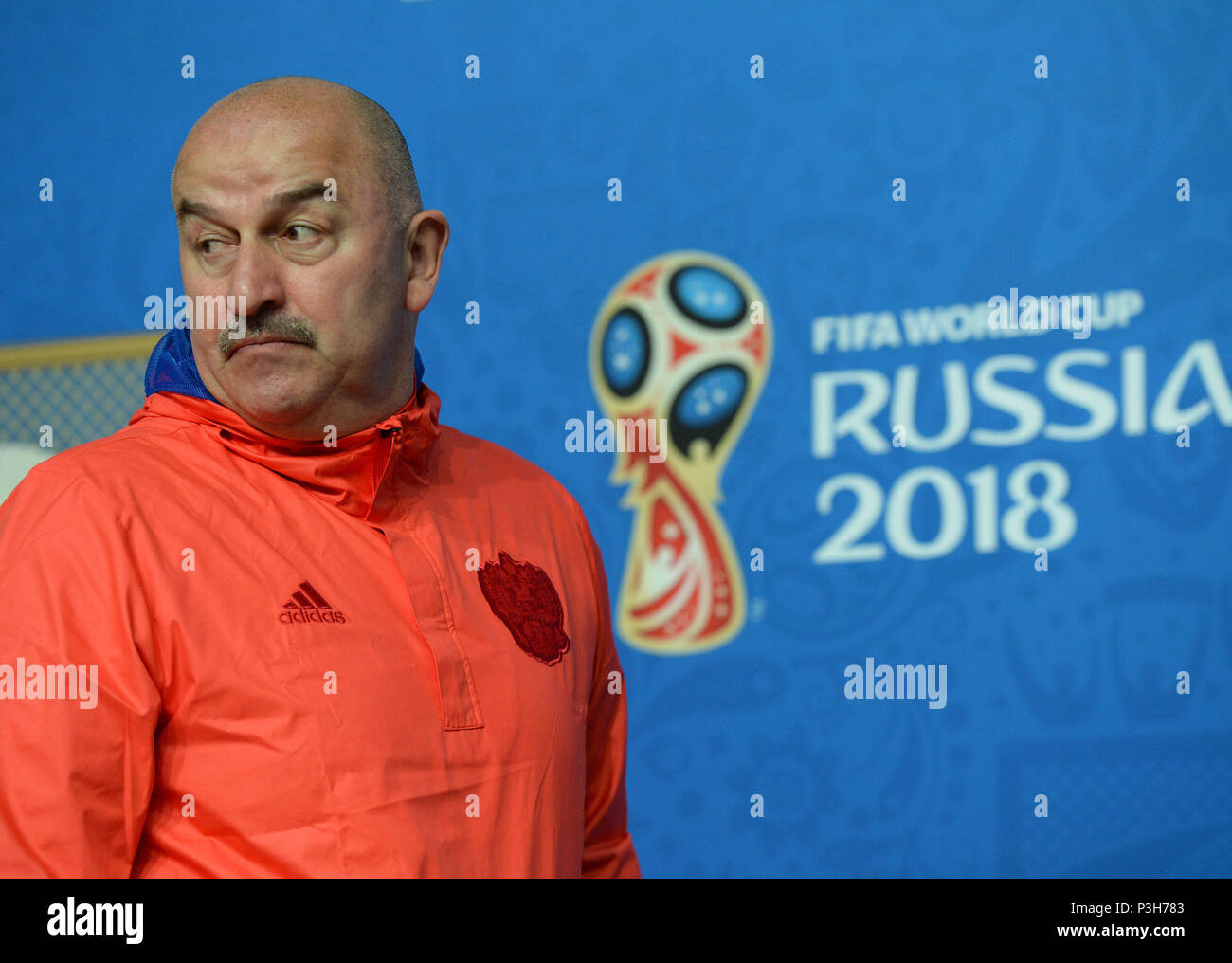 Coach russian national team hi-res stock photography and images - Alamy