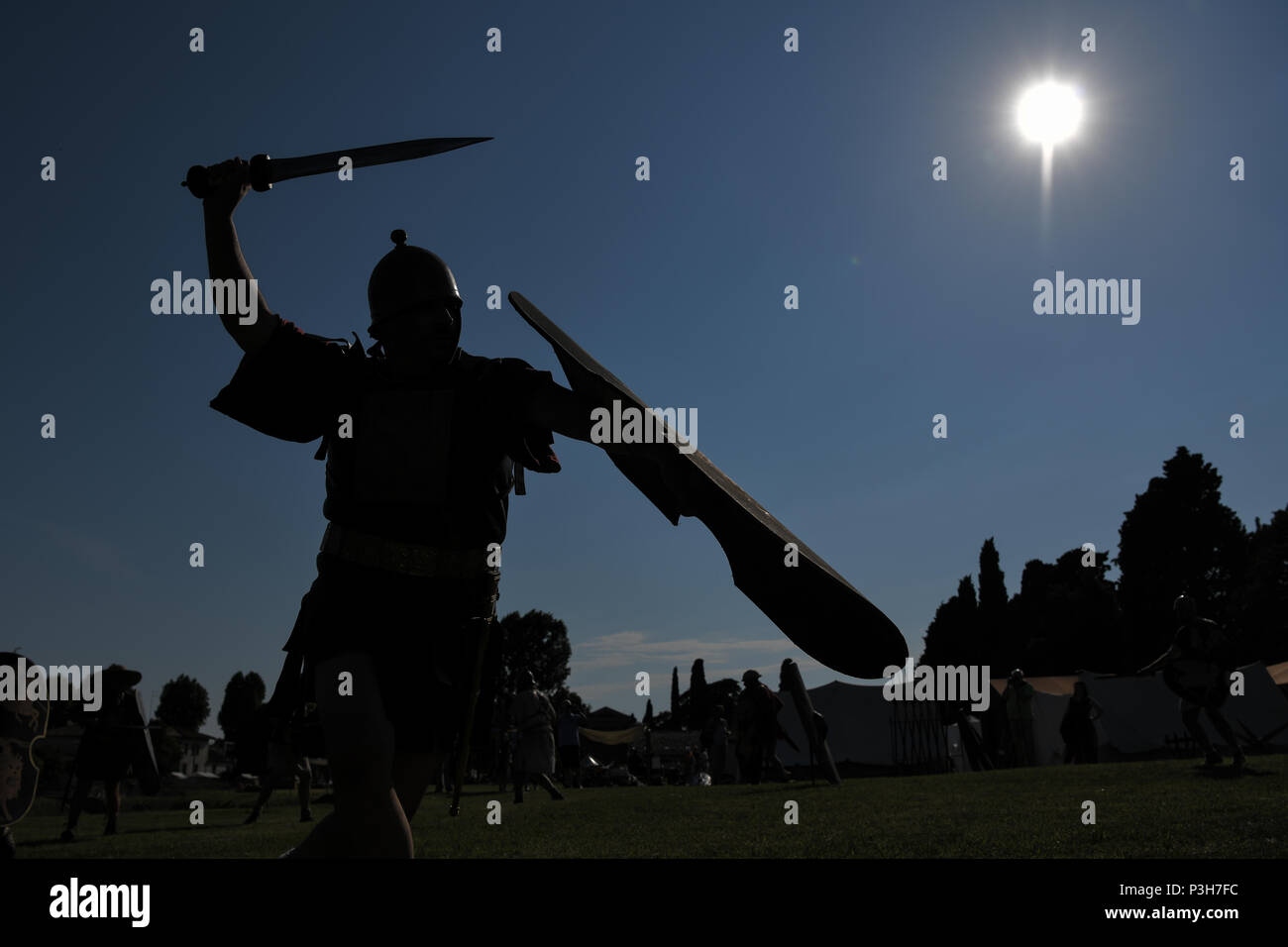 Roman battle soldier sword hi-res stock photography and images - Alamy