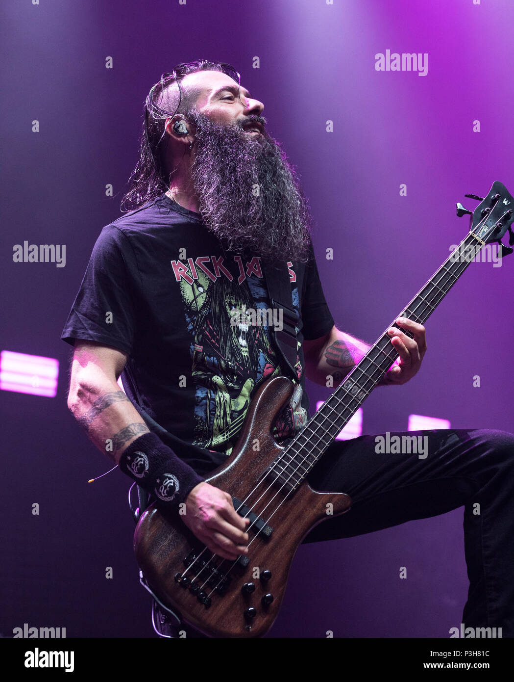 Corey taylor stone sour slipknot hi-res stock photography and images ...
