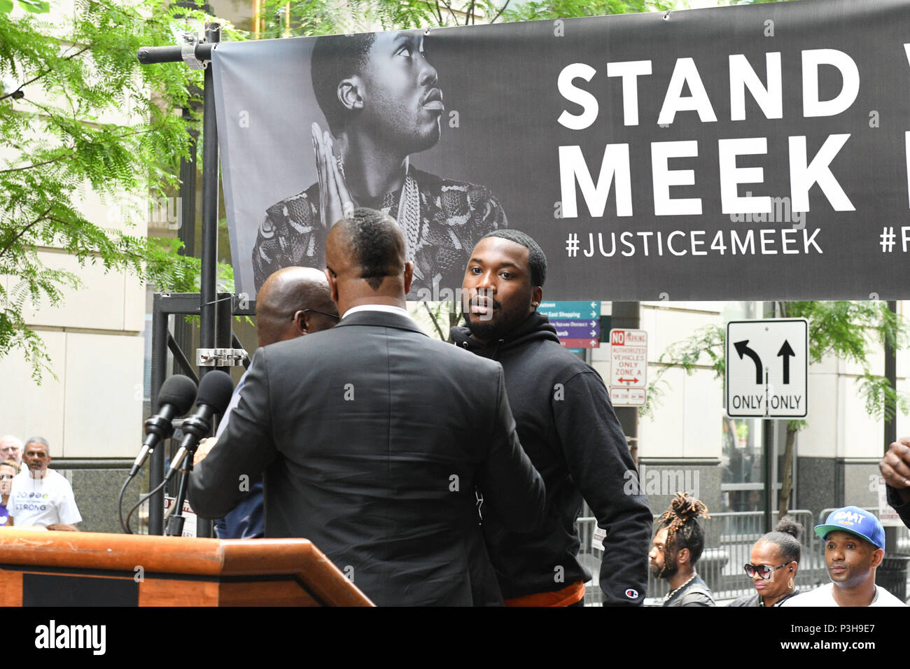 Philadelphia, Pennsylvania, USA. 18th June, 2018. MEEK MILL speaking at ...