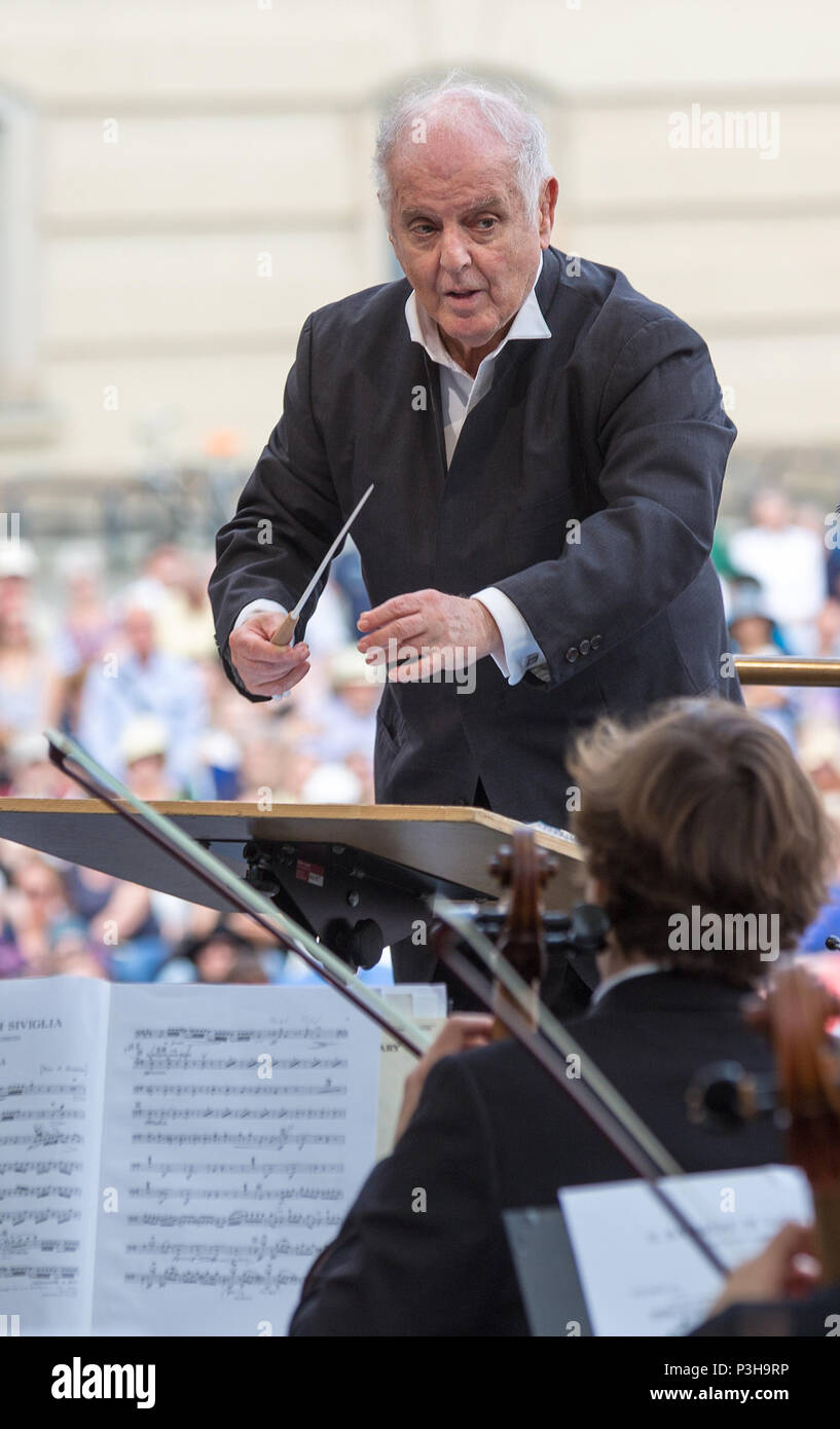 16 June 2018, Germany, Berlin: Conductor Daniel Barenboim conducting ...