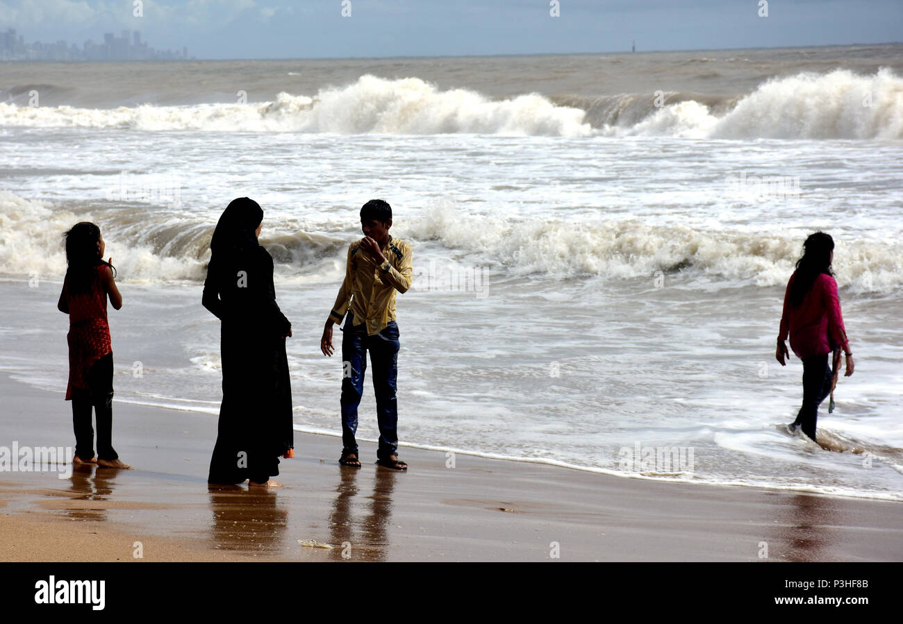 Indian muslim kids hi-res stock photography and images - Alamy