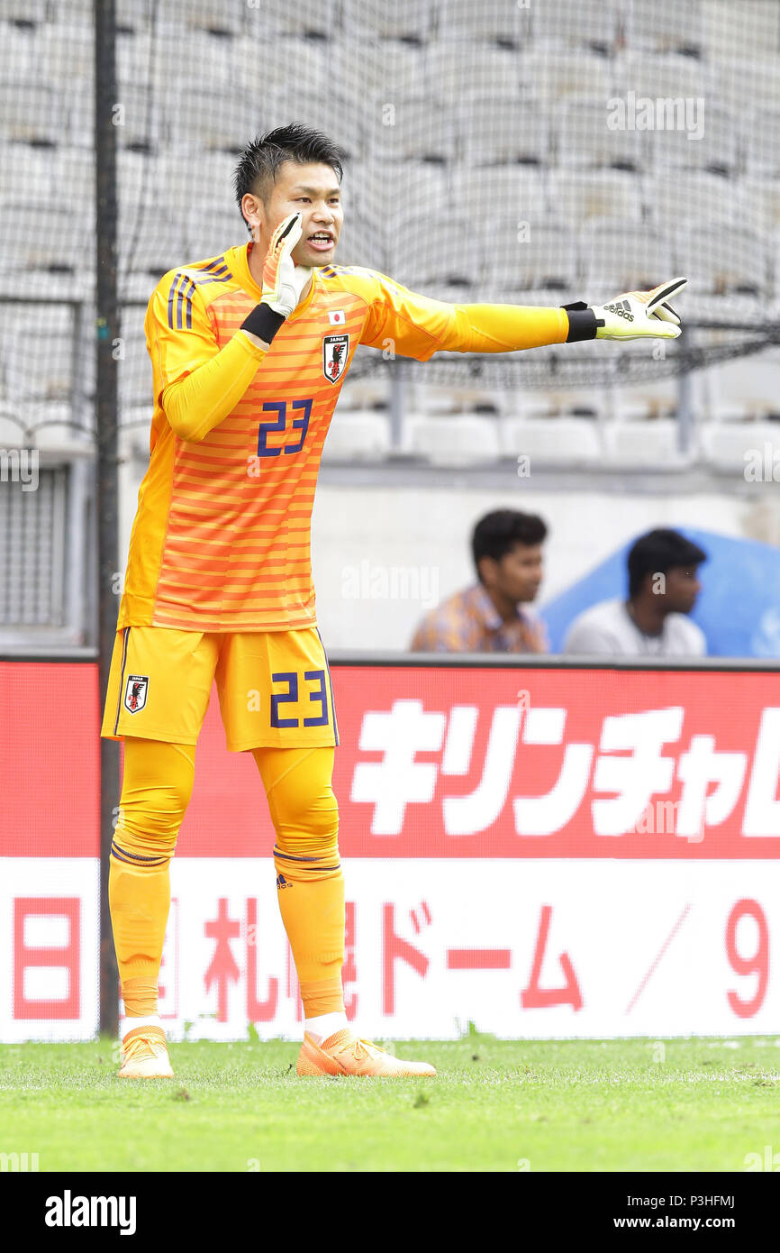 Nakamura kosuke hi-res stock photography and images - Alamy