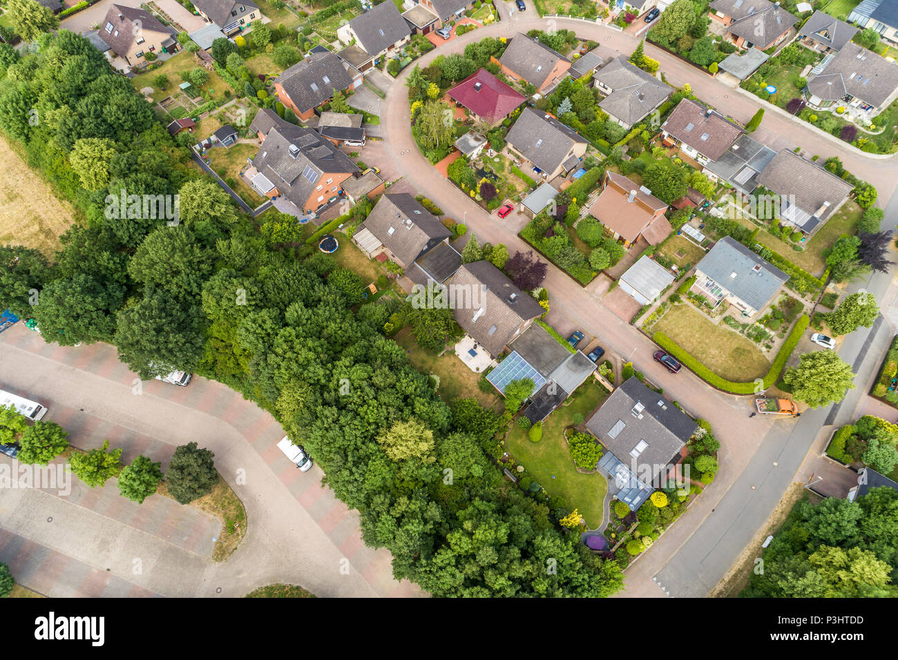 Suburban Garden Aerial View Stock Photos & Suburban Garden Aerial View ...