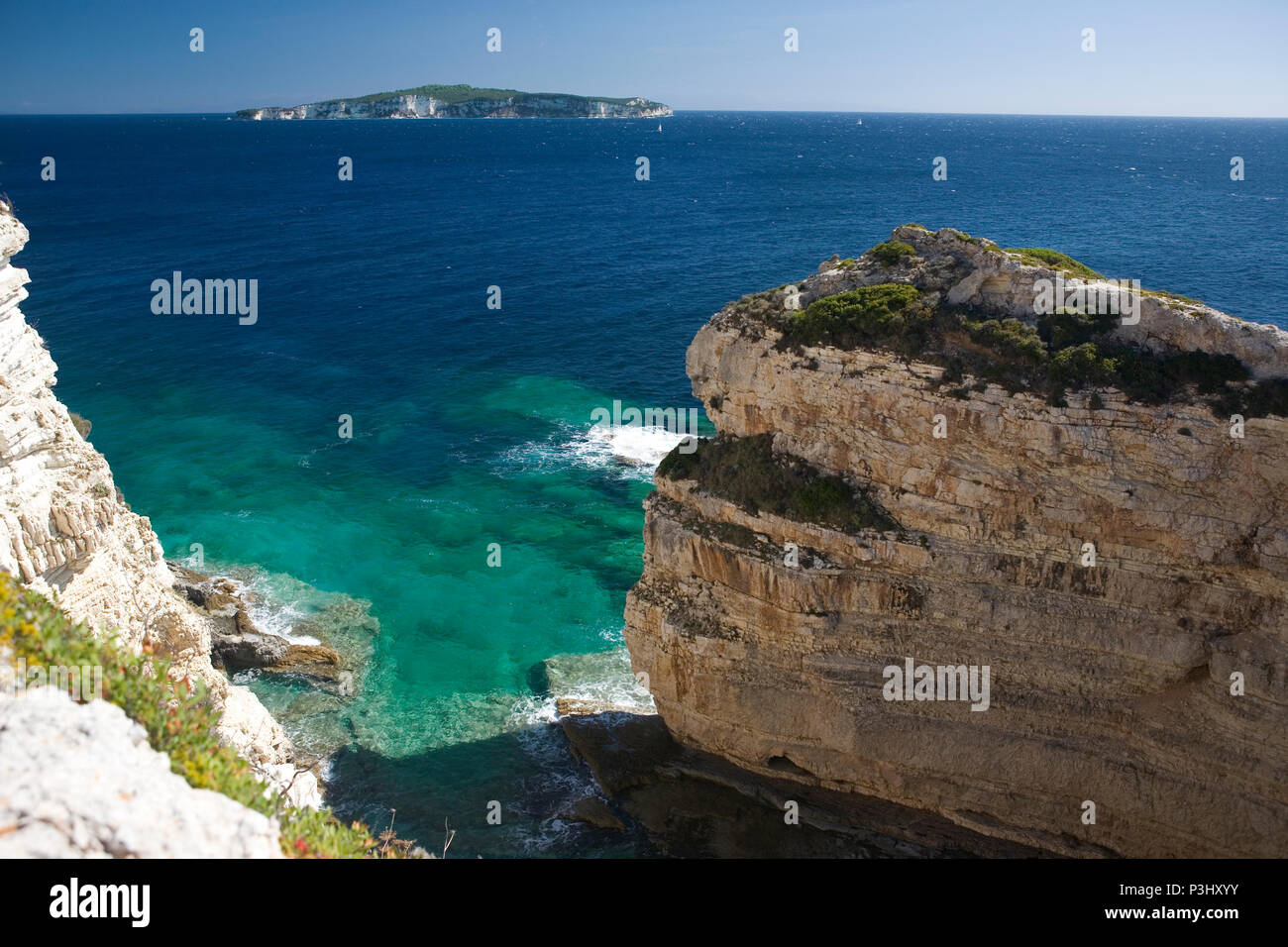 Paxos tripitos arch hi-res stock photography and images - Alamy