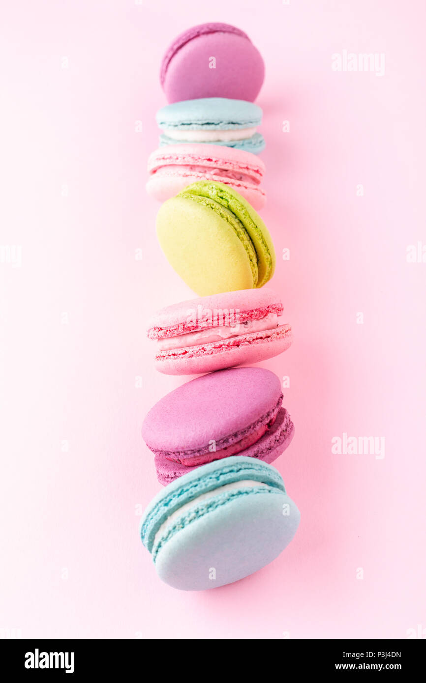 Macaron row hi-res stock photography and images - Alamy