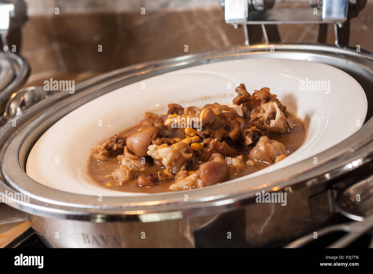 Pig trotters food hi-res stock photography and images - Alamy