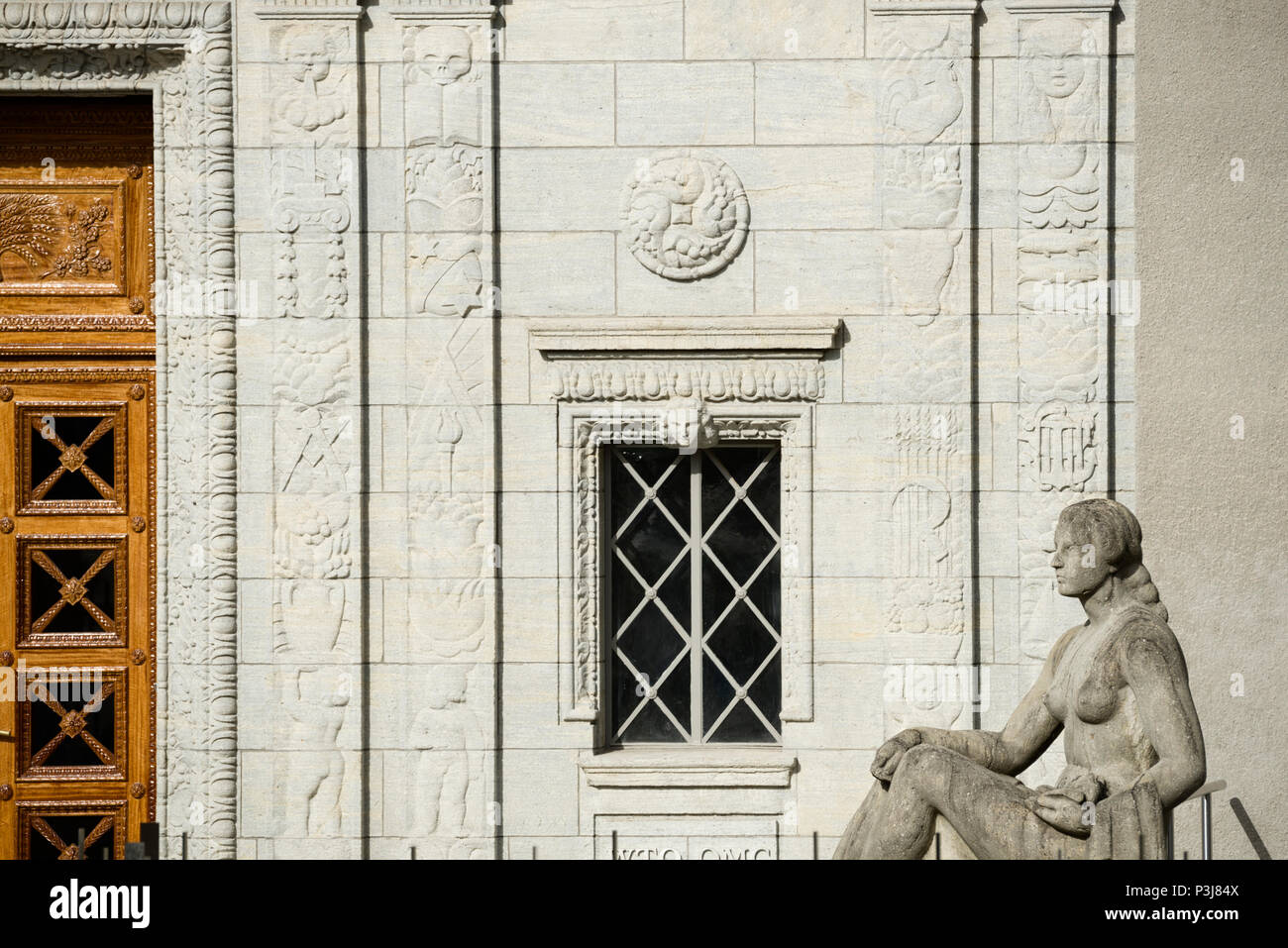 World trade organization logo hi-res stock photography and images - Alamy