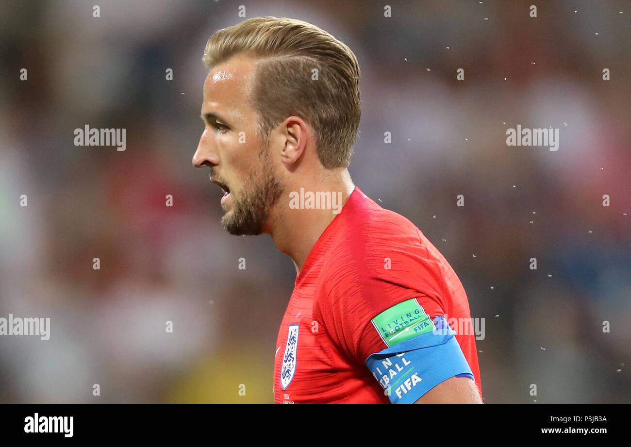 Englands harry kane surrounded hi-res stock photography and images - Alamy