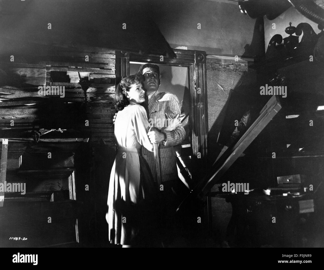 Original Film Title: THE WAR OF THE WORLDS. English Title: THE WAR OF ...