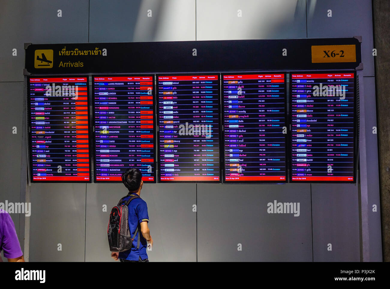 Bangkok Airport Departure Board Stock Photos & Bangkok Airport ...