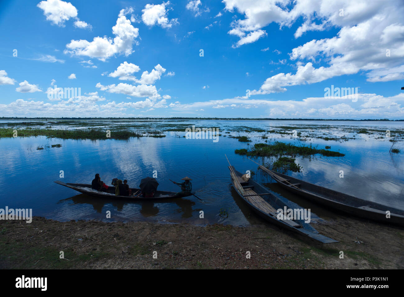 Boats on the Hakaluki Haor. Moulvibazar, Bangladesh Stock Photo - Alamy