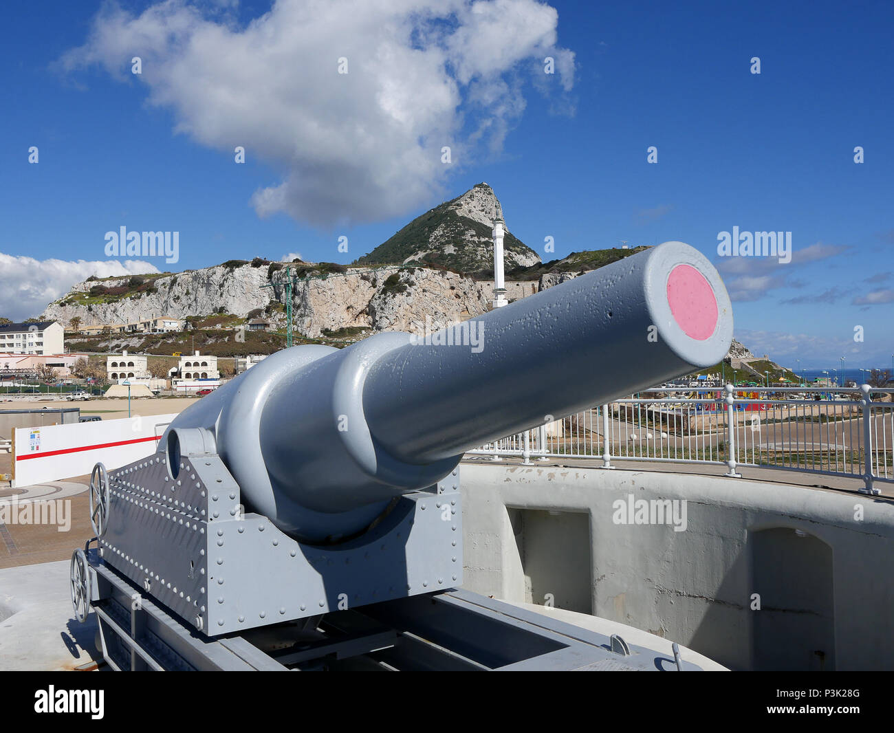 Gibraltar gun emplacement hi-res stock photography and images - Alamy