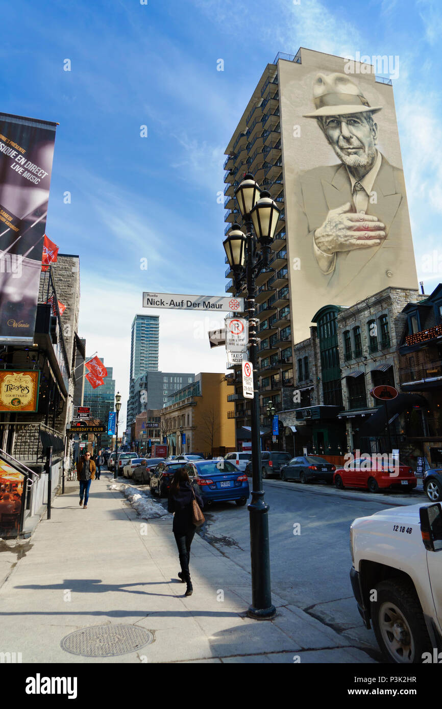 Giant mural hi-res stock photography and images - Alamy