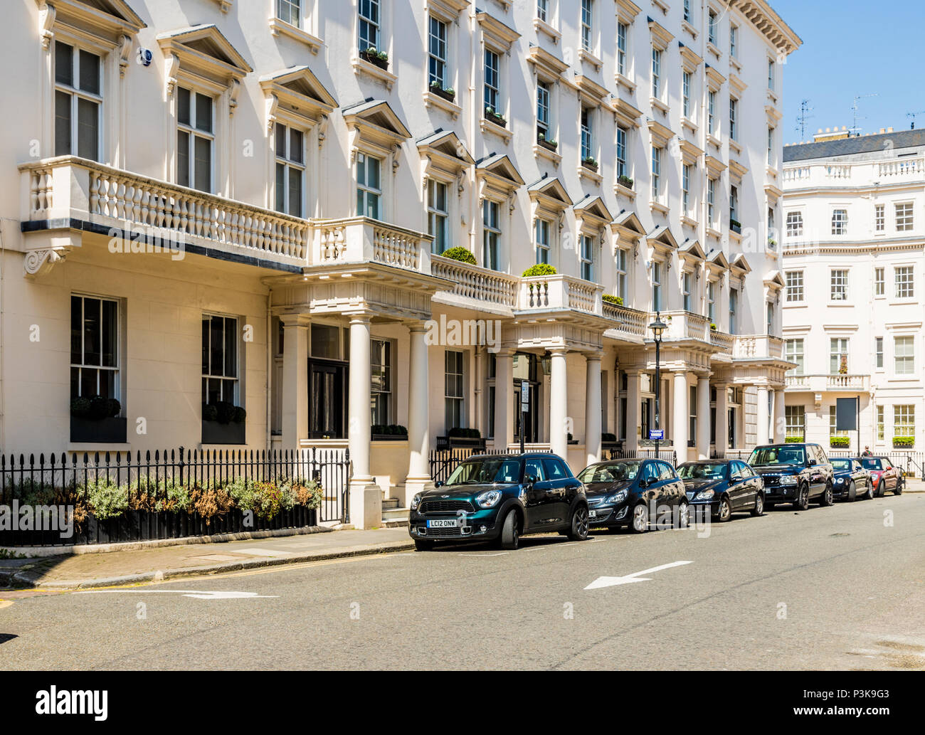 Expensive architecture hi-res stock photography and images - Alamy