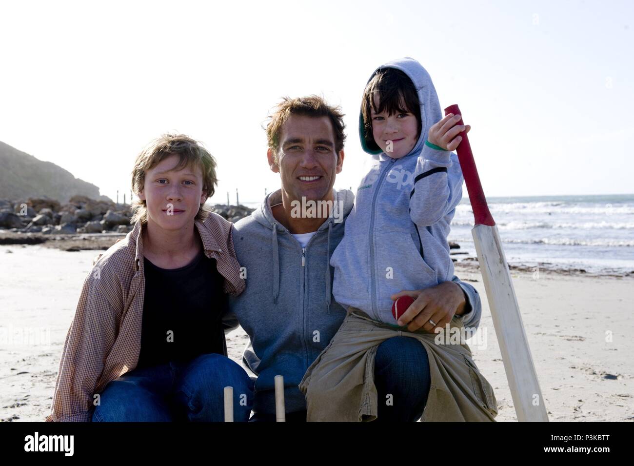 Nicholas mcanulty clive owen boys hi-res stock photography and images ...