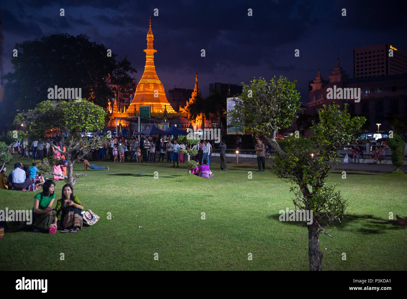 Maha bandula park yangon hi-res stock photography and images - Alamy