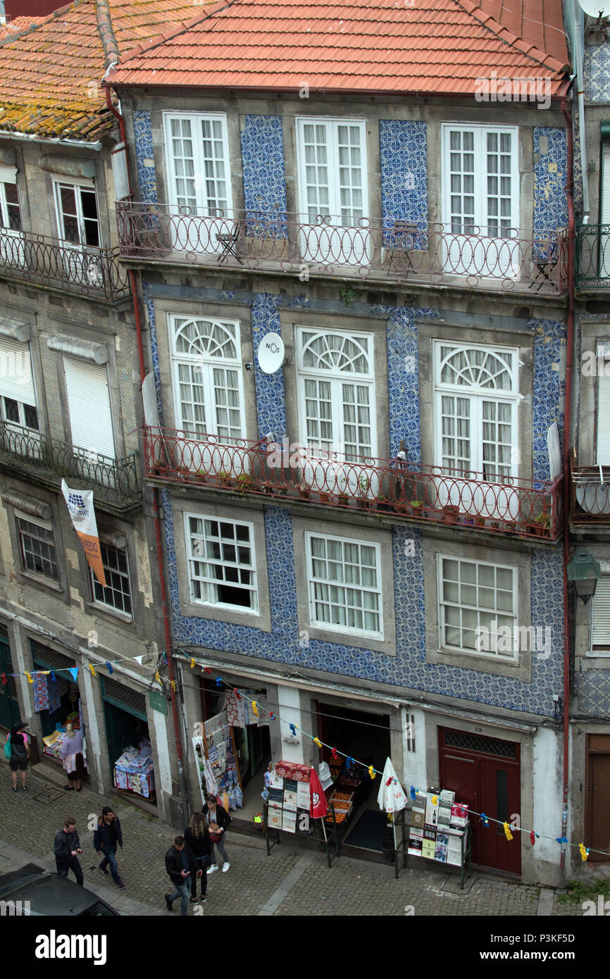 Azulejo Tiles Shop High Resolution Stock Photography and Images - Alamy