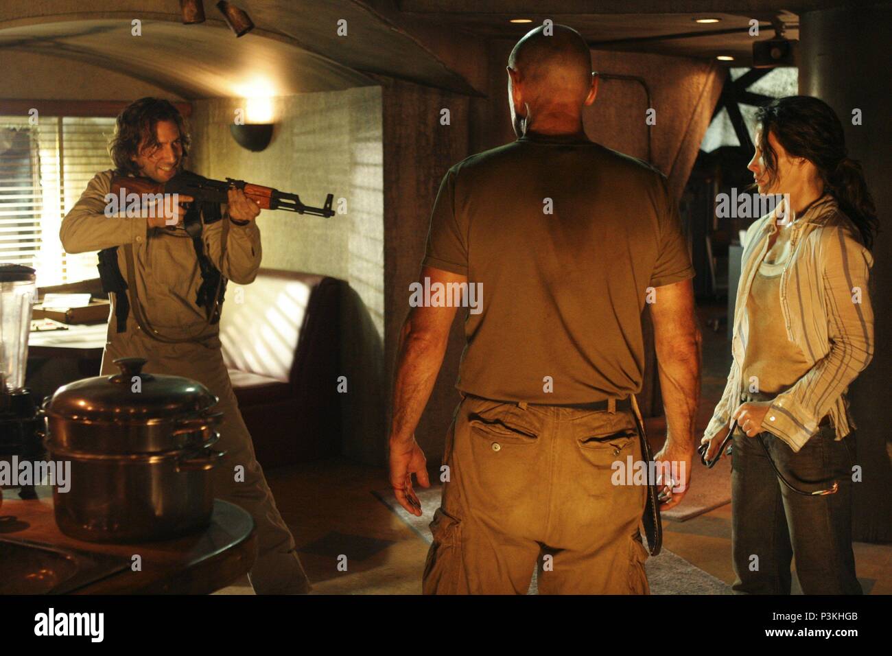 Henry ian cusick hi-res stock photography and images - Alamy