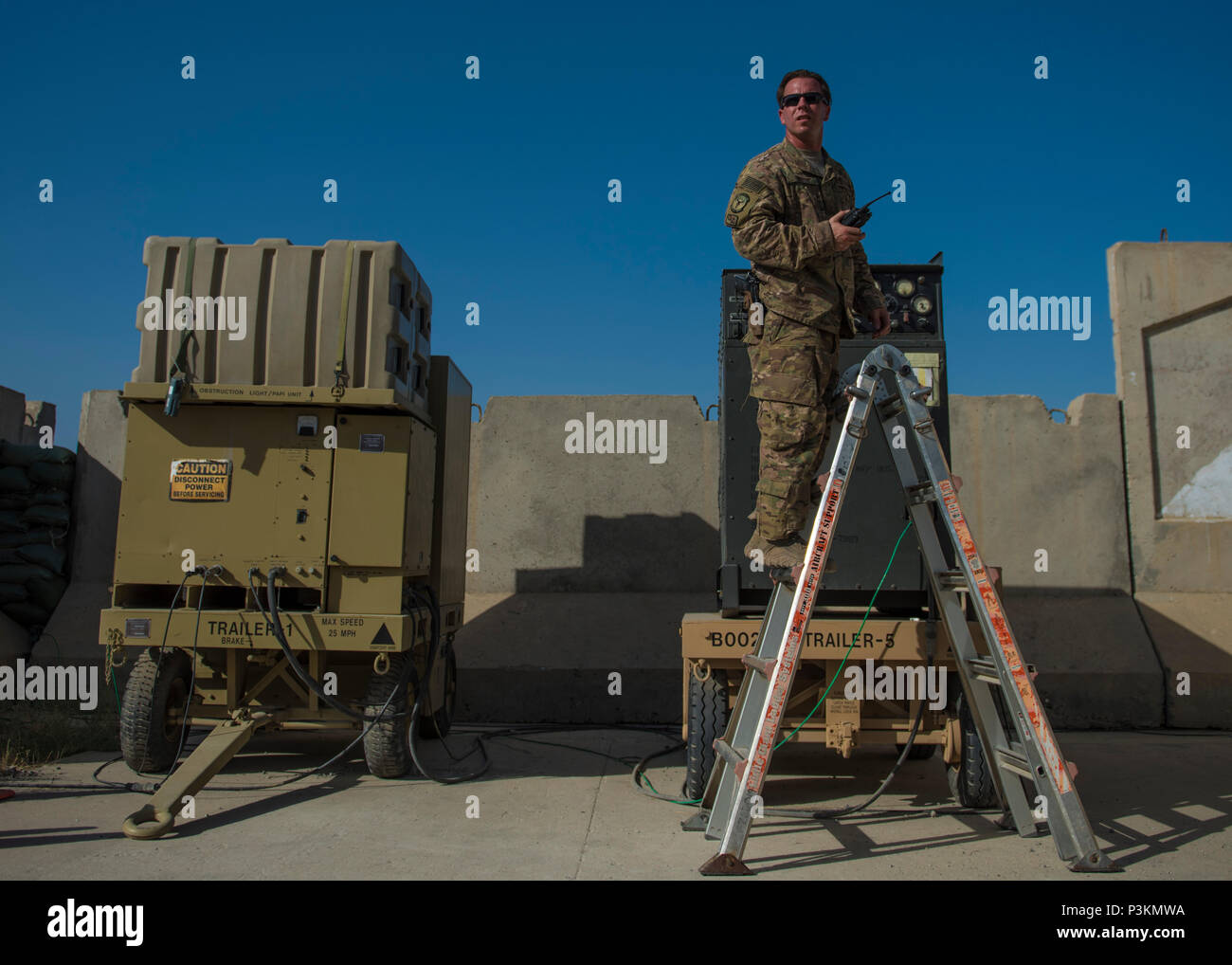 Emergency airfield lighting system hi-res stock photography and images ...