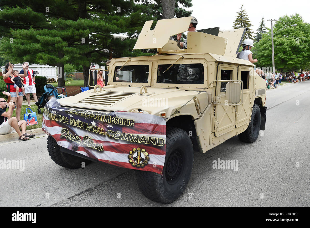 An Army Reserve Humvee assigned to the 416th Theater Engineer Command ...