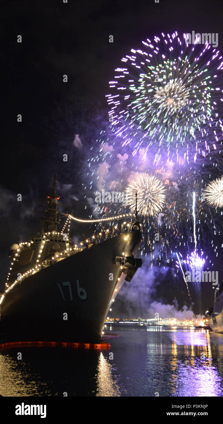 160704-O-RB581-032 JOINT BASE PEARL HARBOR-HICKAM (July 4, 2016 ...