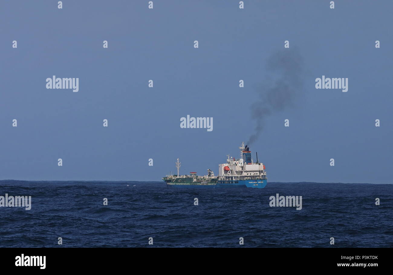 English channel shipping lane hi-res stock photography and images - Alamy