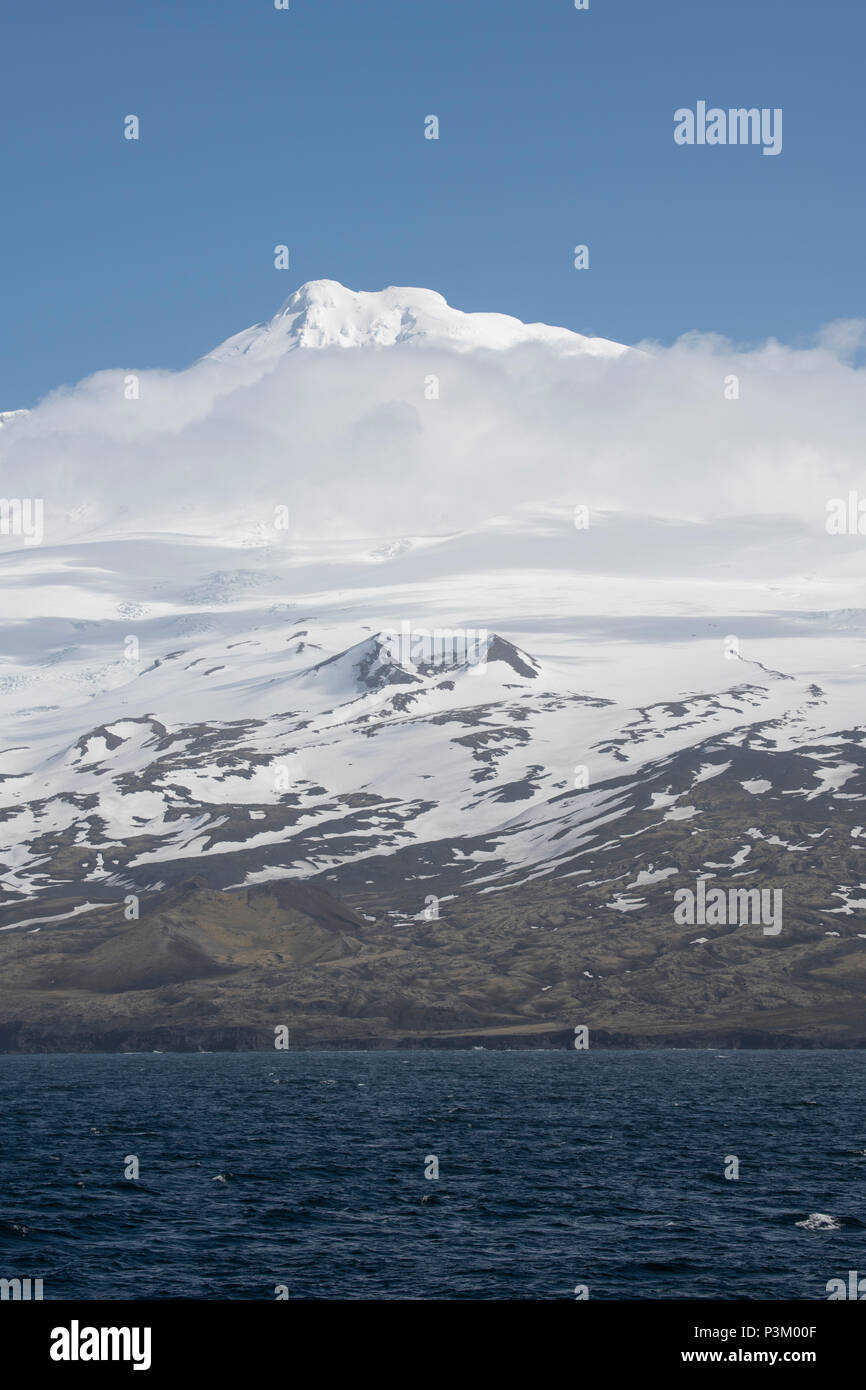 Jan mayen volcano hi-res stock photography and images - Alamy