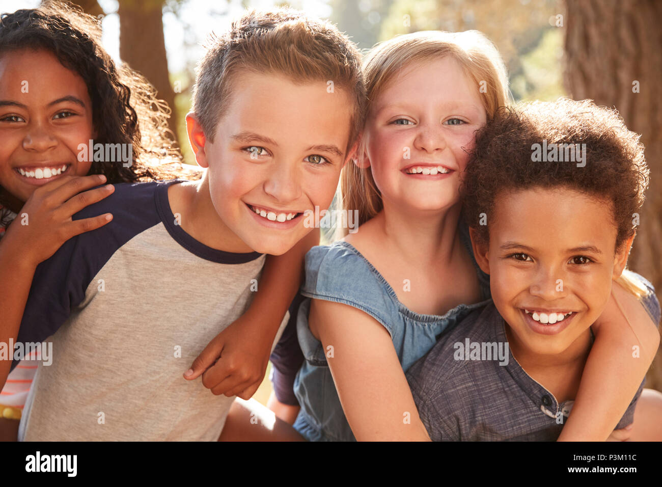 Children with friends hi-res stock photography and images - Alamy